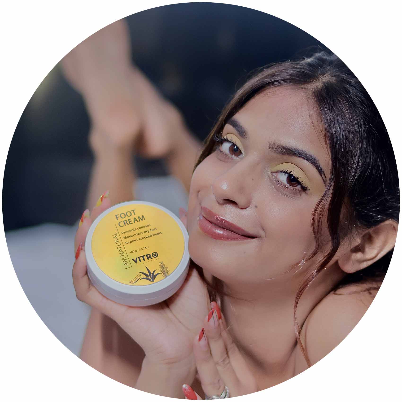 Cracked Heel Cream: Heal Cracked Feet Naturally with Vitro Foot Cream ...